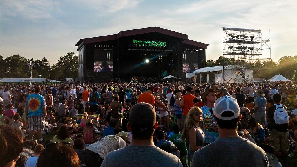 Bonnaroo putting fans to work today to announce 2015 lineup - Nashville ...