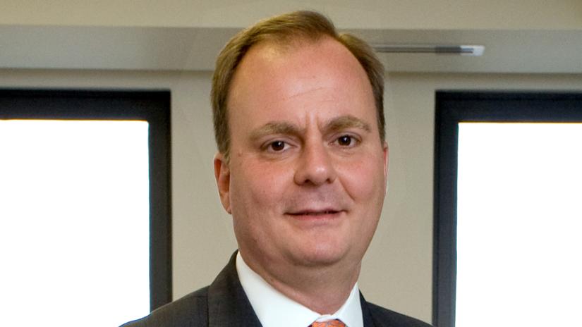 Former Reynolds American CEO Daniel Delen sells Winston-Salem home for ...