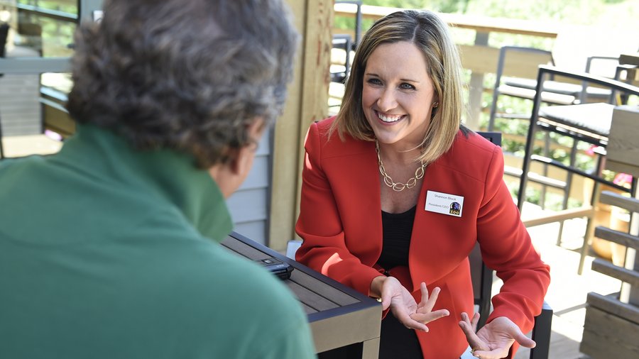 Bill Husted talks with Shannon Block, Denver Zoo