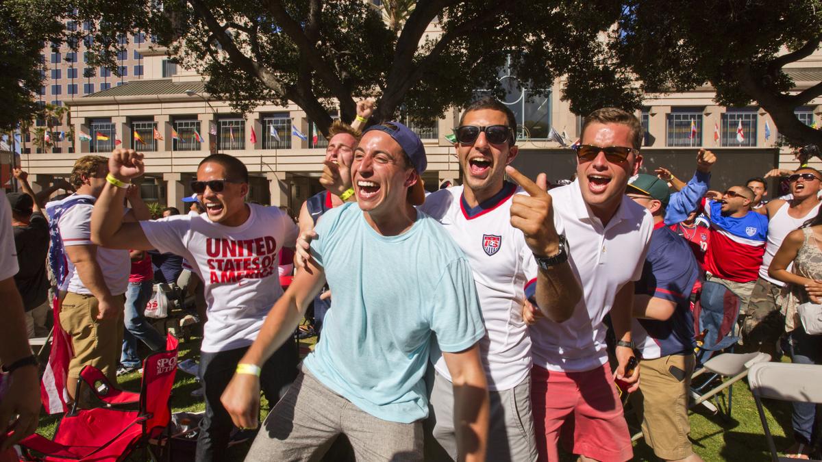 Downtown San Jose crowd goes nuts for USA win at World Cup - Silicon ...