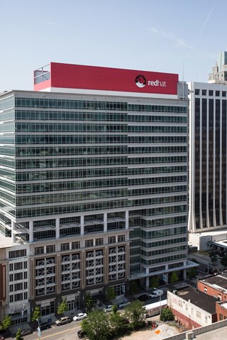 Analyst: NYSE: IBM sets the stage for Red Hat contribution on call ...