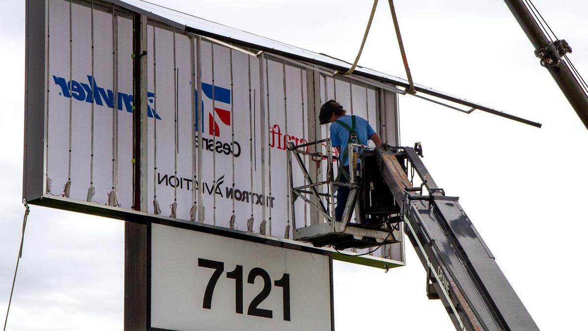 Next step in Cessna-Beechcraft merger: A unified labor contract ...