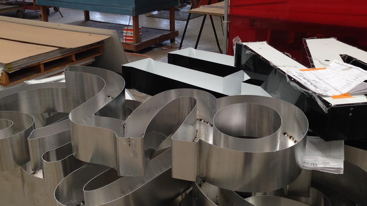 Sign(s) of the times - Allen Industries shows off revamped Clearwater ...