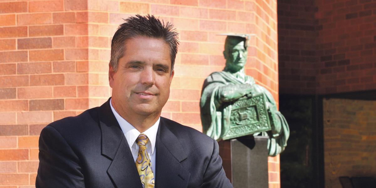 UMKC law professor discusses patents in molecular genetics - Kansas ...