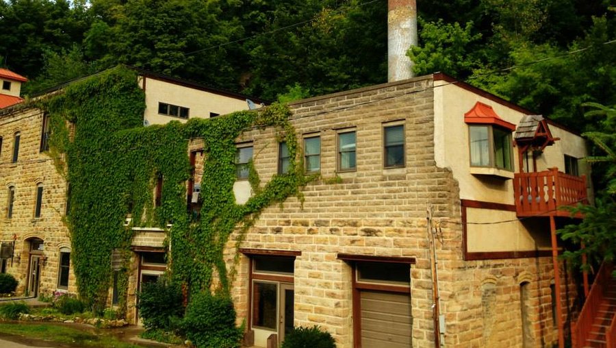 Nanobrewer scrambles for new home after landslide slams into brewery ...