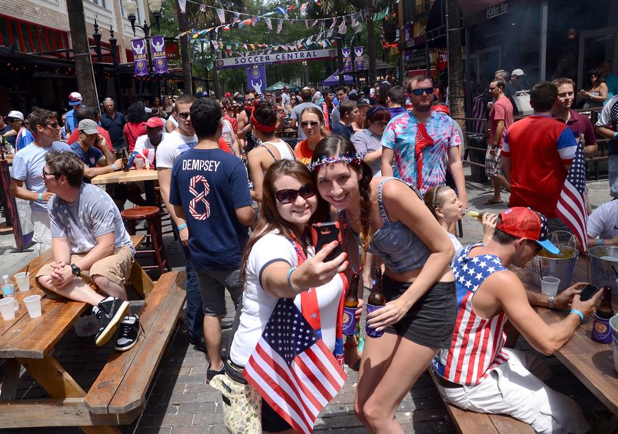 World Cup crowds watch and party at Wall Street Plaza - Orlando ...