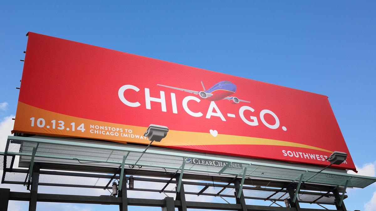 Southwest Air spreading love again in ads as Wright Amendment ends ...