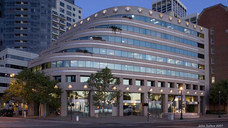 Google buys Embarcadero building, leases space in Spear Tower - Silicon ...