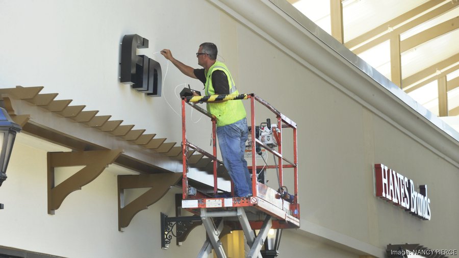Charlotte Premium Outlets 17 days before grand opening