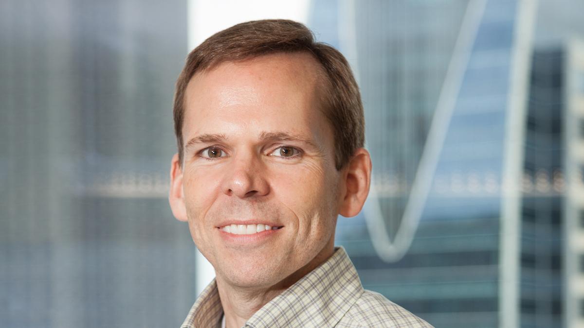 TopGolf changes up CEO position: Leverton out, May in - Dallas Business ...