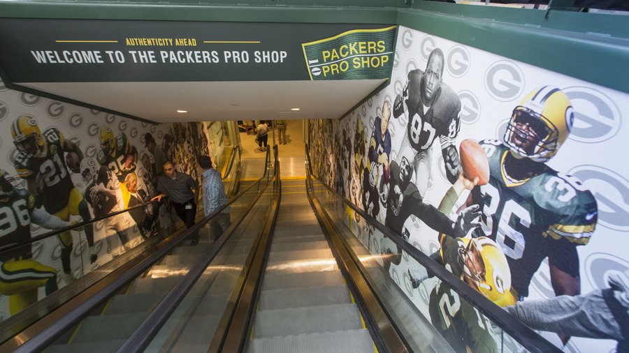 First look inside the new Green Bay Packers Pro Shop: Slideshow ...
