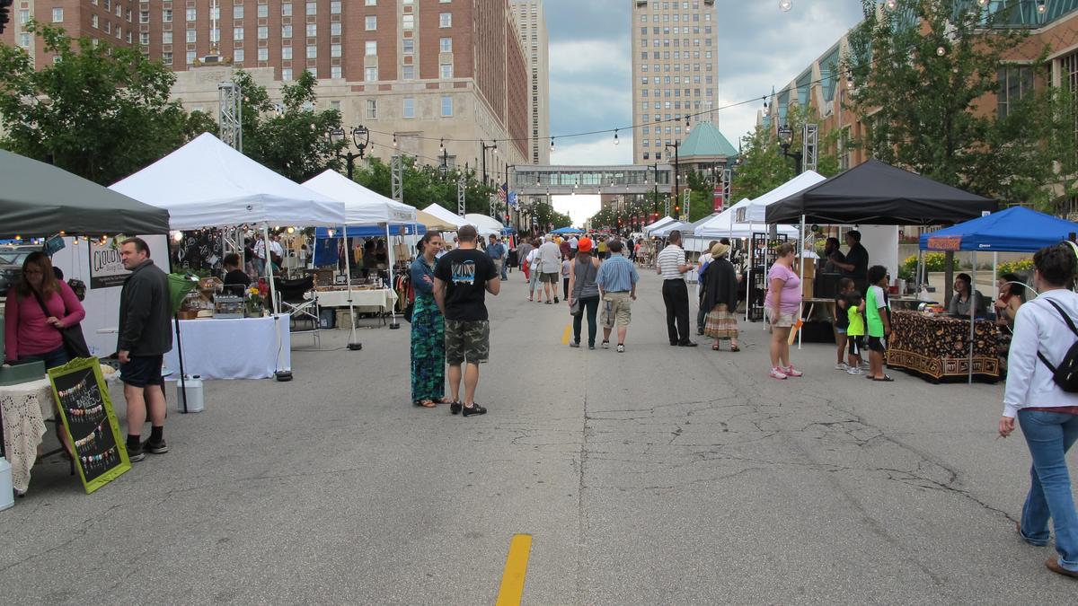 First Newaukee Night Market nets crowds, shuts down street: Slideshow ...