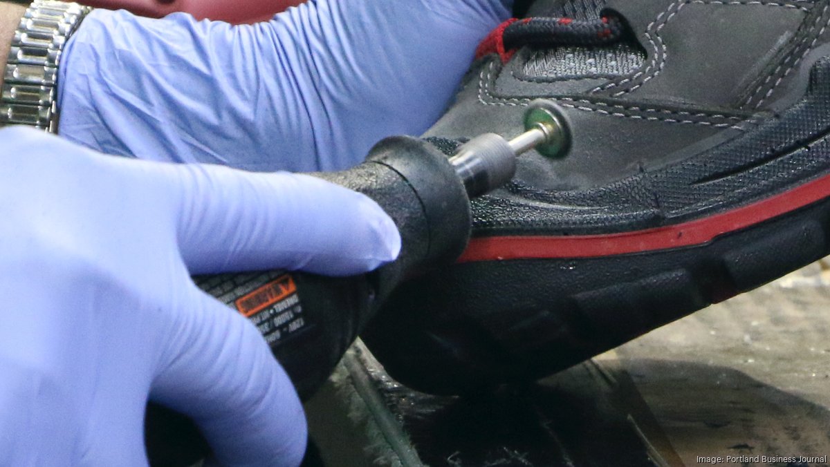 Dremel Power Tools moves Racine County call center - Milwaukee Business ...