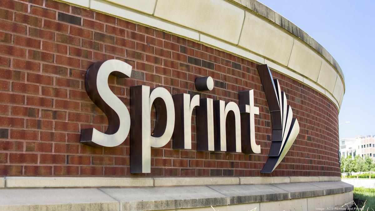 Sprint gains new customers, but loses billions of dollars - Kansas City ...