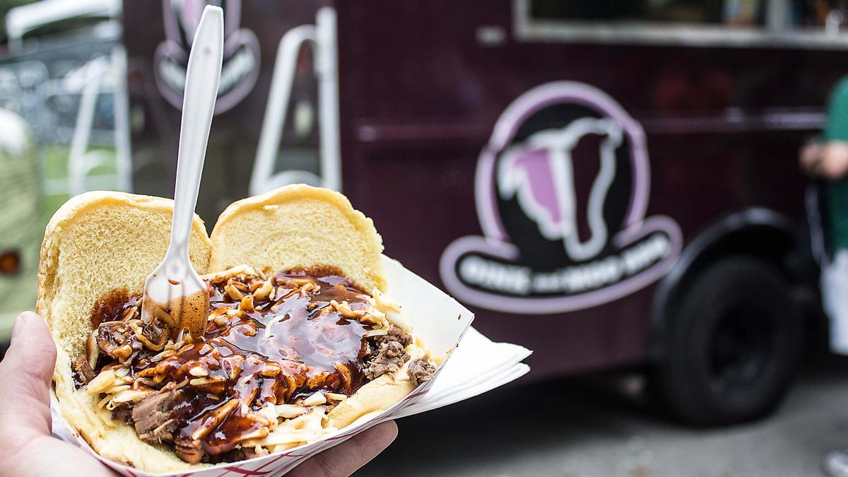 Oink and Moo BBQ planning expansion - Philadelphia Business Journal