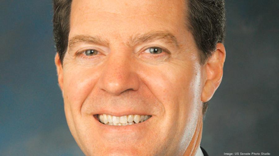Brownback accused of 'highly questionable' fundraising - Kansas City ...