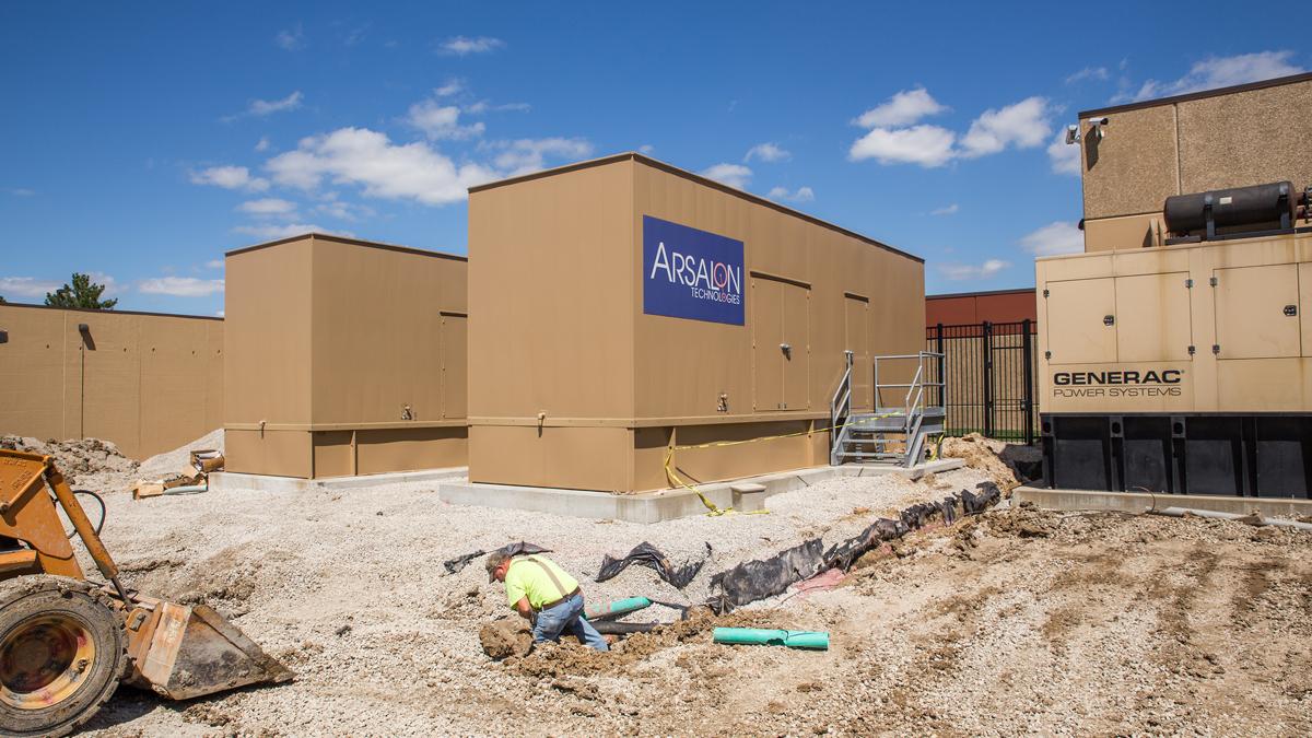 Kansas City-area data centers share tidbits, picture tour - Kansas City ...