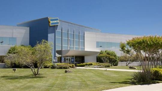 Exclusive: Ex-Blockbuster HQ, distribution center sells to Canada-based ...