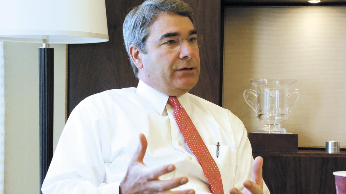 Ray Davis of Umpqua Bank and David Darnell of Bank of America join USAA ...