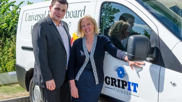 Dragon’s Den backs 19-year-old Jordan Daykin founder of Grip It, its ...