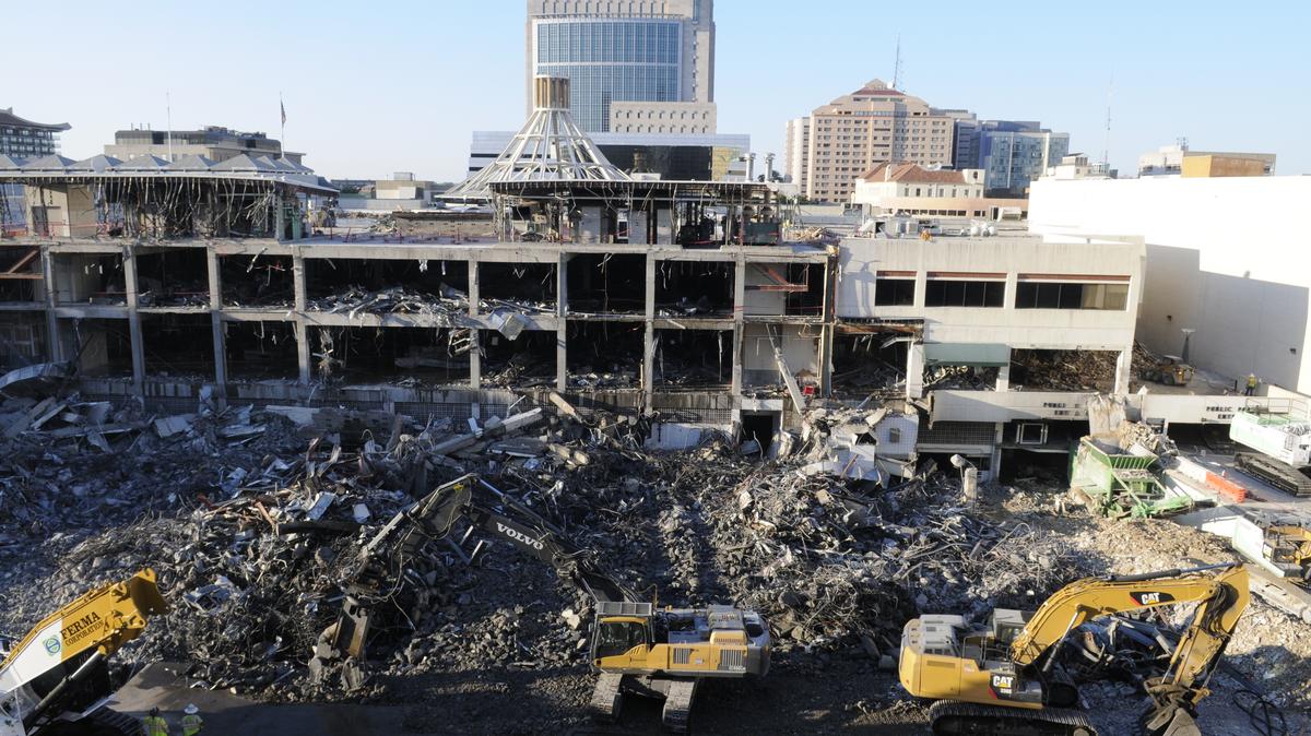 Mall demolition continues at arena site (Gallery) - Sacramento Business ...