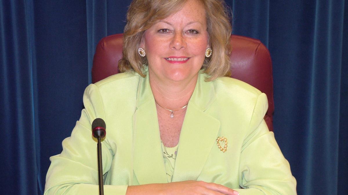 Ex-DeKalb Co. official Boyer sentenced to prison for embezzling county ...