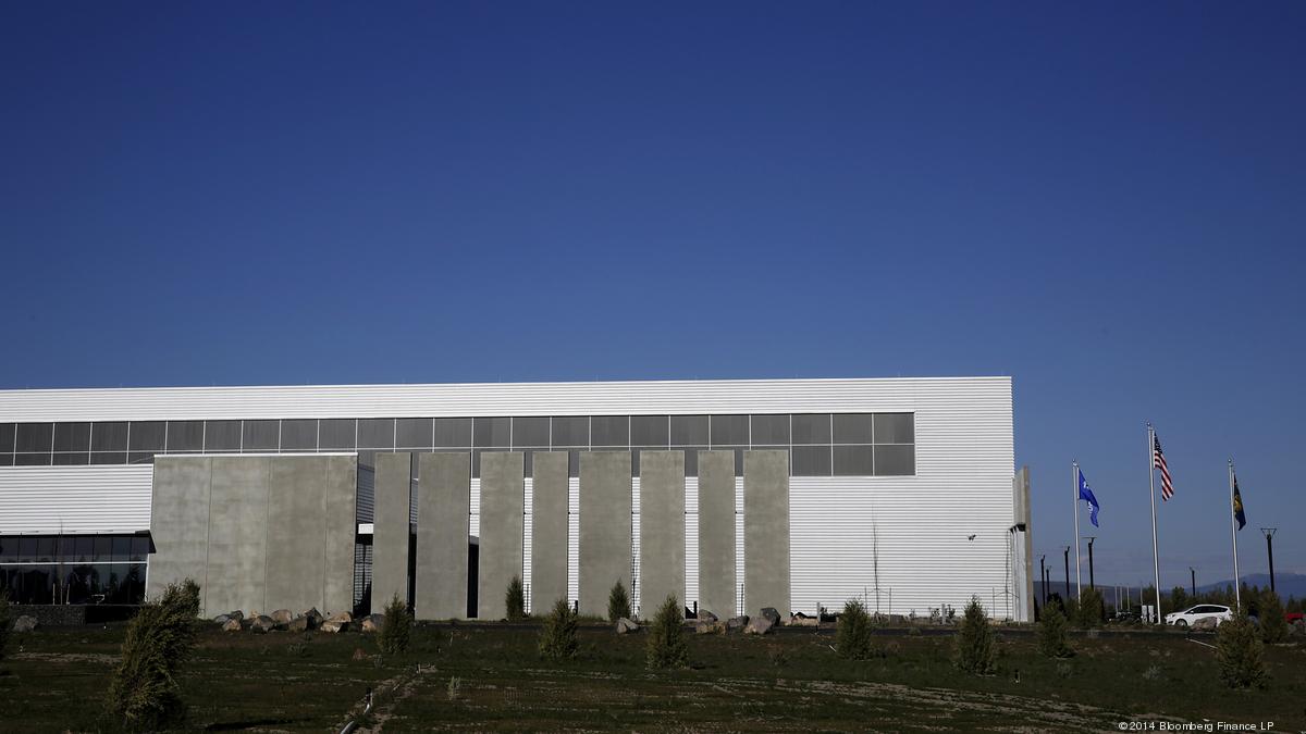 Billion-dollar Midwest data farms are a thing for tech giants Facebook ...