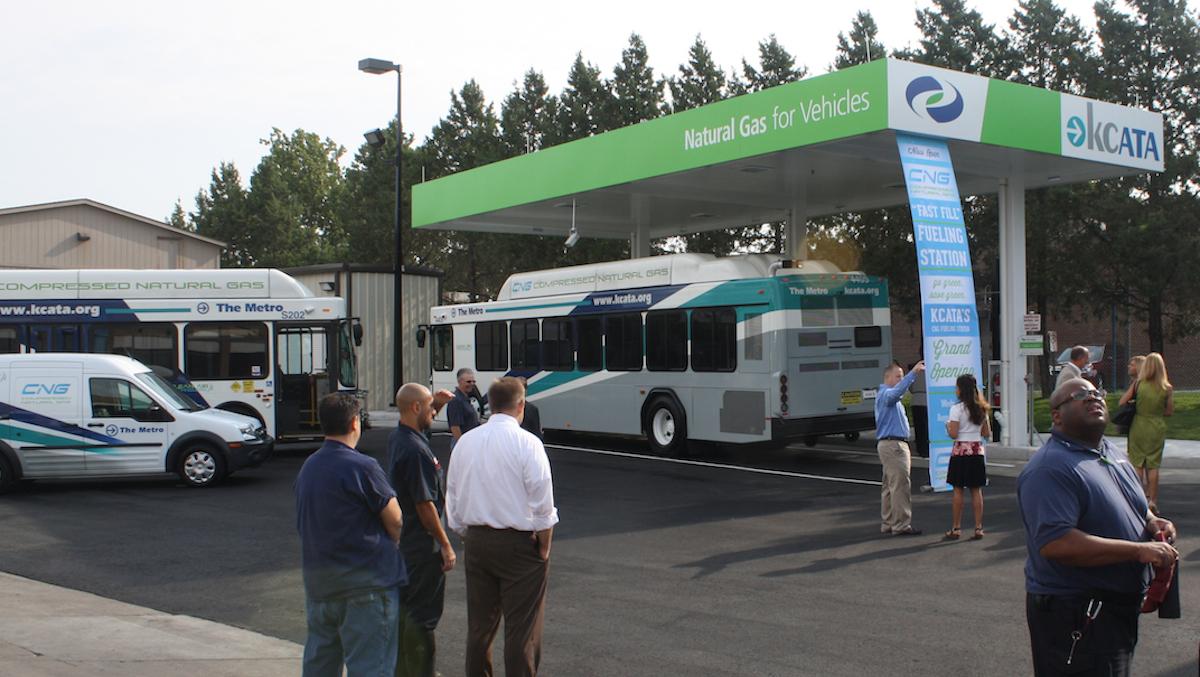 KCATA debuts new fast-fill CNG fueling station - Kansas City Business ...