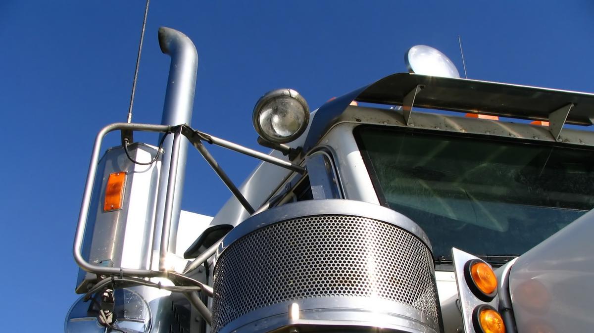 Trucking industry challenge to Dynamex is dismissed - Sacramento ...