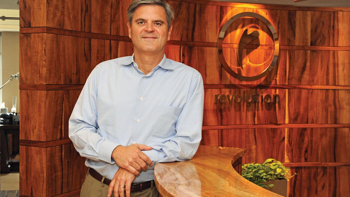 AOL co-founder Steve Case explains 'The Third Wave' book - Austin ...