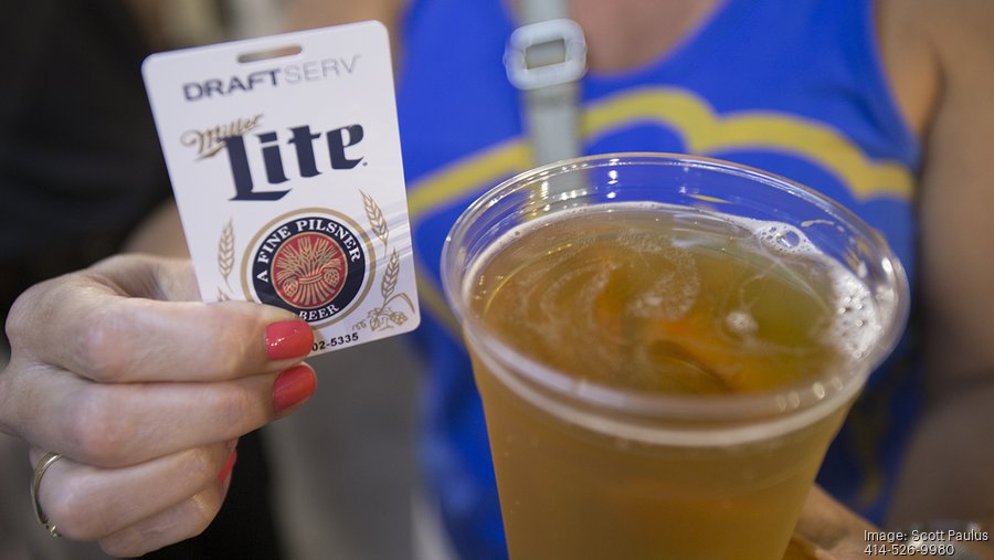 Self-serve beer machines make debut at Miller Park: Slideshow ...