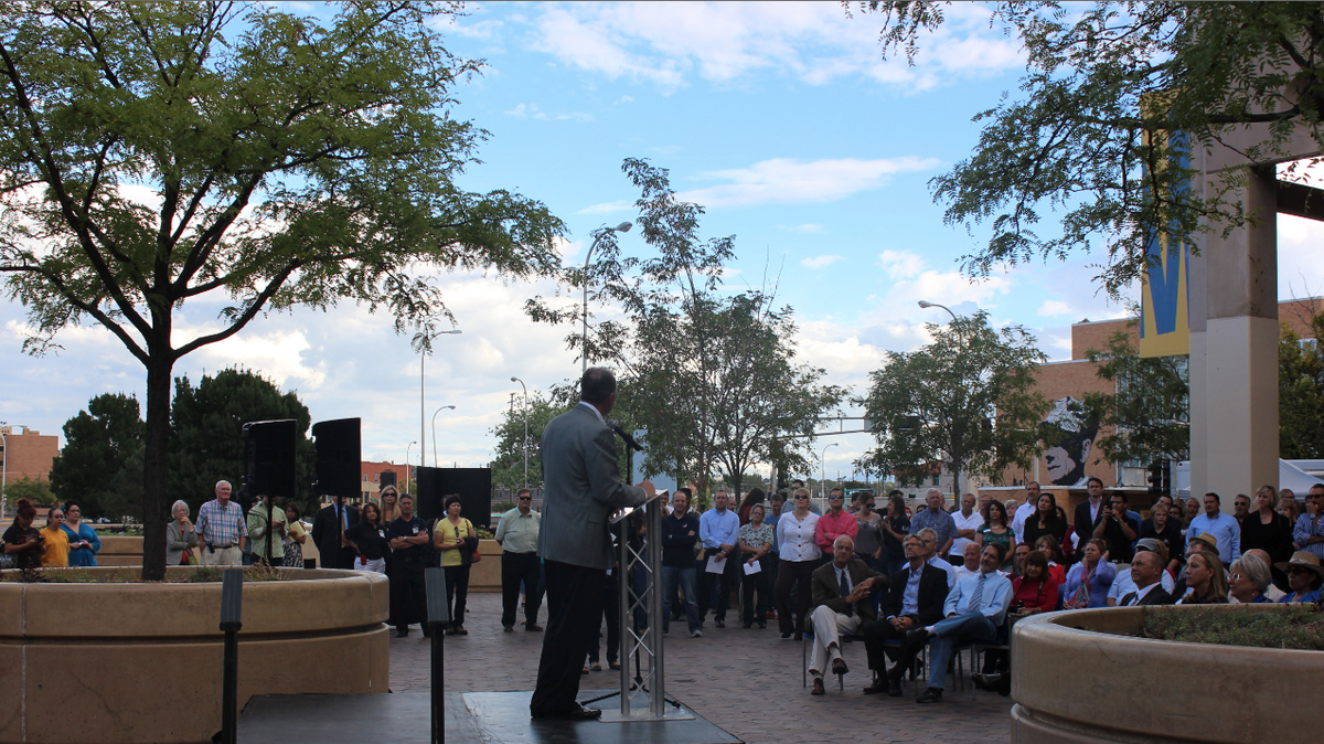 CNM celebrates grand opening of STEMulus Center - Albuquerque Business ...