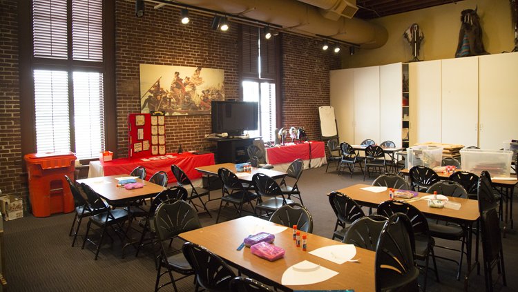 The Kentucky Hug uncorks bourbon attraction scheduling platform ...