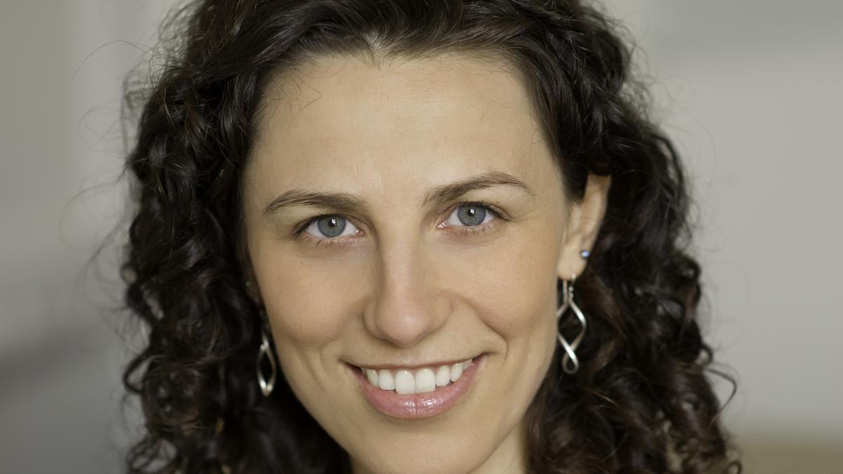 Harvard professor Francesca Gino gives pointers on giving and taking ...