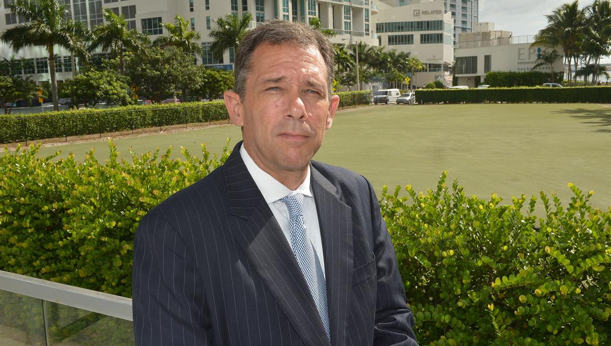 Lure of security and sunshine draws foreign investors to South Florida ...