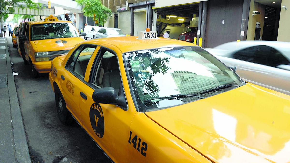 Amazon tests taxicabs to deliver packages - Washington Business Journal