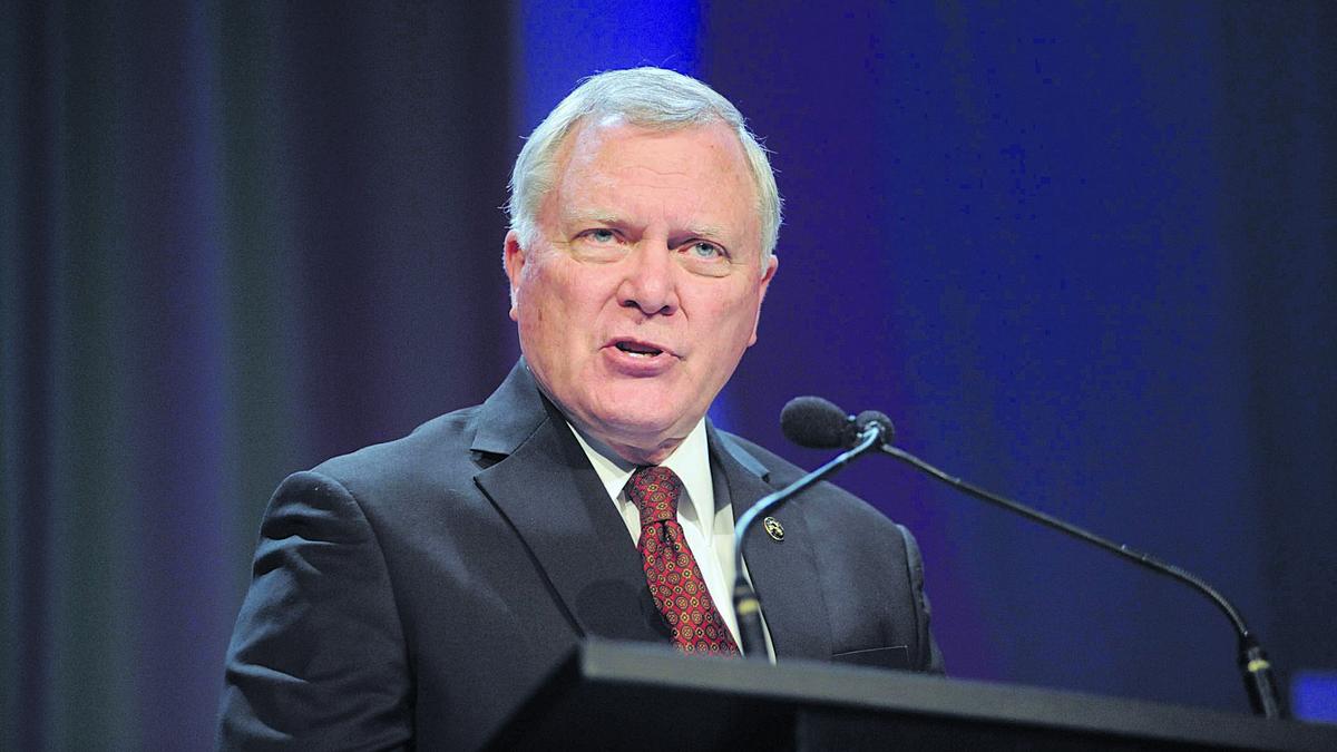 Gov. Deal wins 3Q battle for bucks - Atlanta Business Chronicle