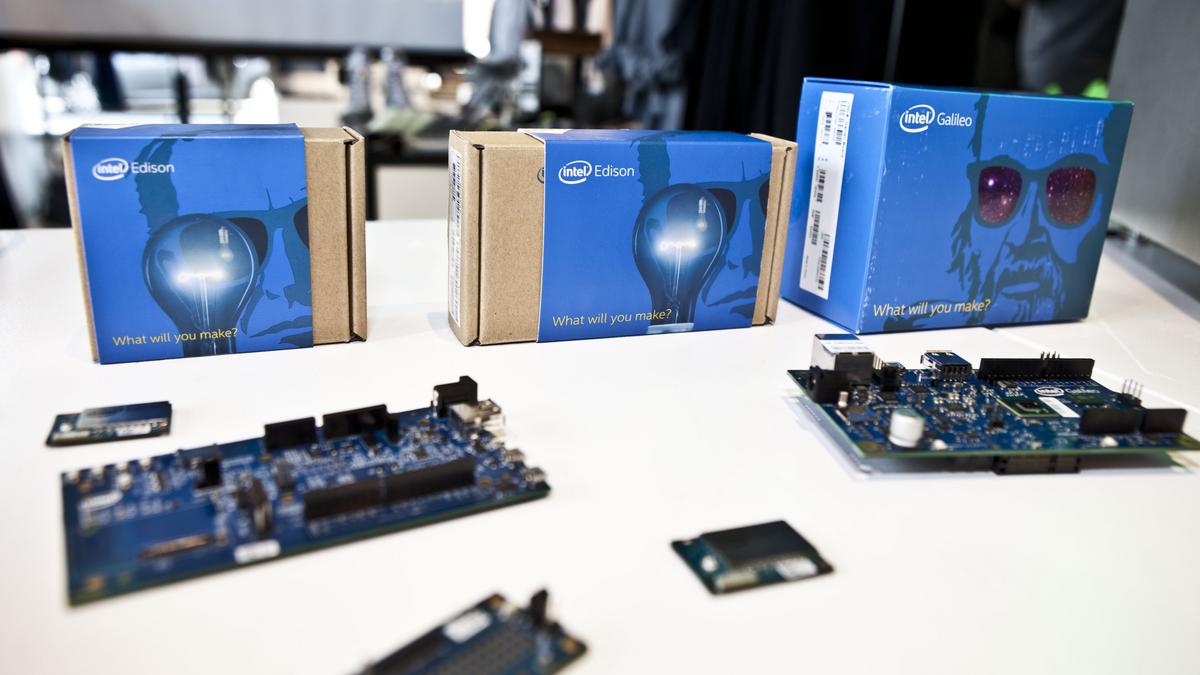 Intel booming: At an 18-year high, analysts believe Oregon's top ...