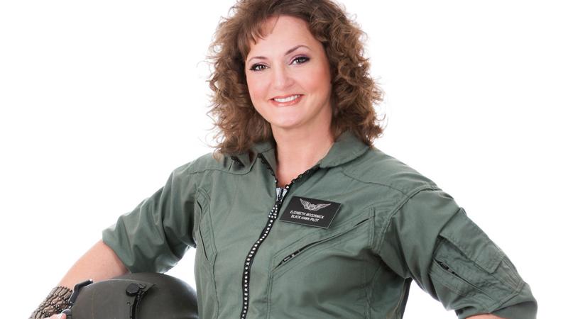 3 business lessons I learned from Black Hawk helicopter pilot Elizabeth ...