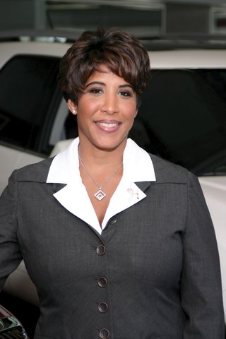 Dayton-area auto dealer Jenell Ross receives top volunteer award ...