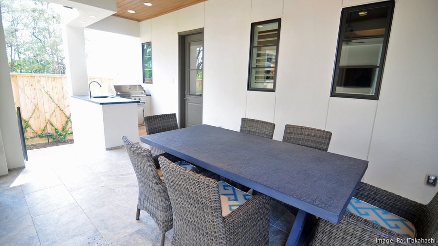 Scott Frankel's Custom House