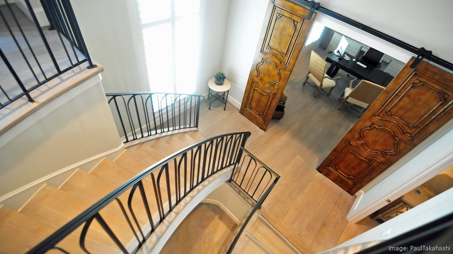 Scott Frankel's Custom House