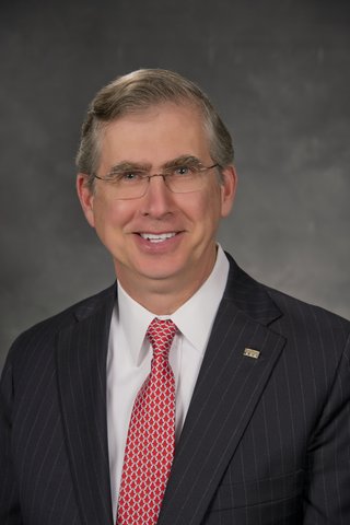 Exclusive: SunTrust Banks' CEO Bill Rogers says bank is in 'full invest ...