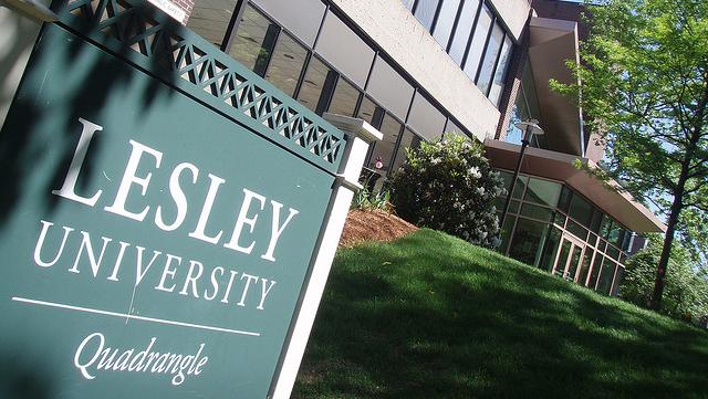 Full-time professors at Lesley University seek to unionize; SEIU says ...