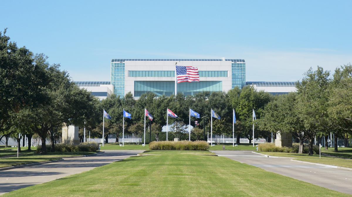 Hewlett Packard Enterprise spinning off, merging its information ...