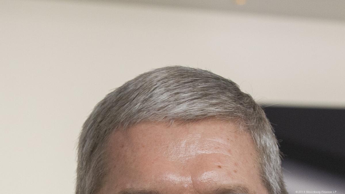Apple CEO Tim Cook: 'I'm proud to be gay' - Washington Business Journal