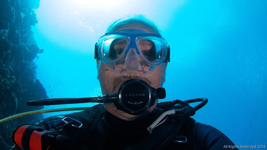 Vertex founder displays underwater photography at MassBio - Boston ...