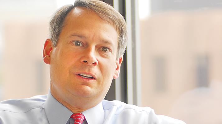 Charles Schwab to debut robo-adviser service - San Francisco Business Times