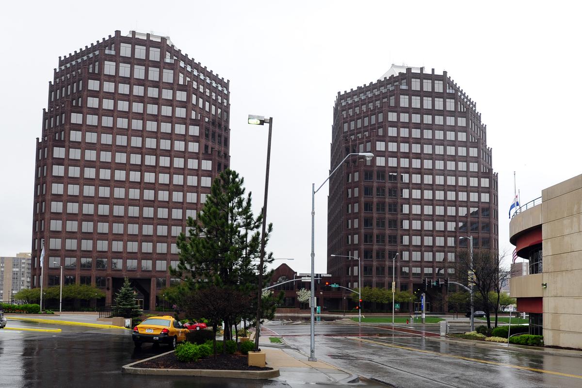 CBRE will join Colliers in American Century tower - Kansas City ...