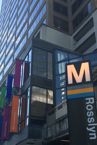 Metro to examine solutions to Rosslyn bottleneck - Washington Business ...